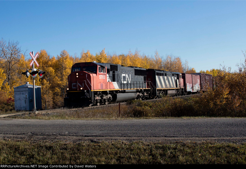 CN 5703 2402